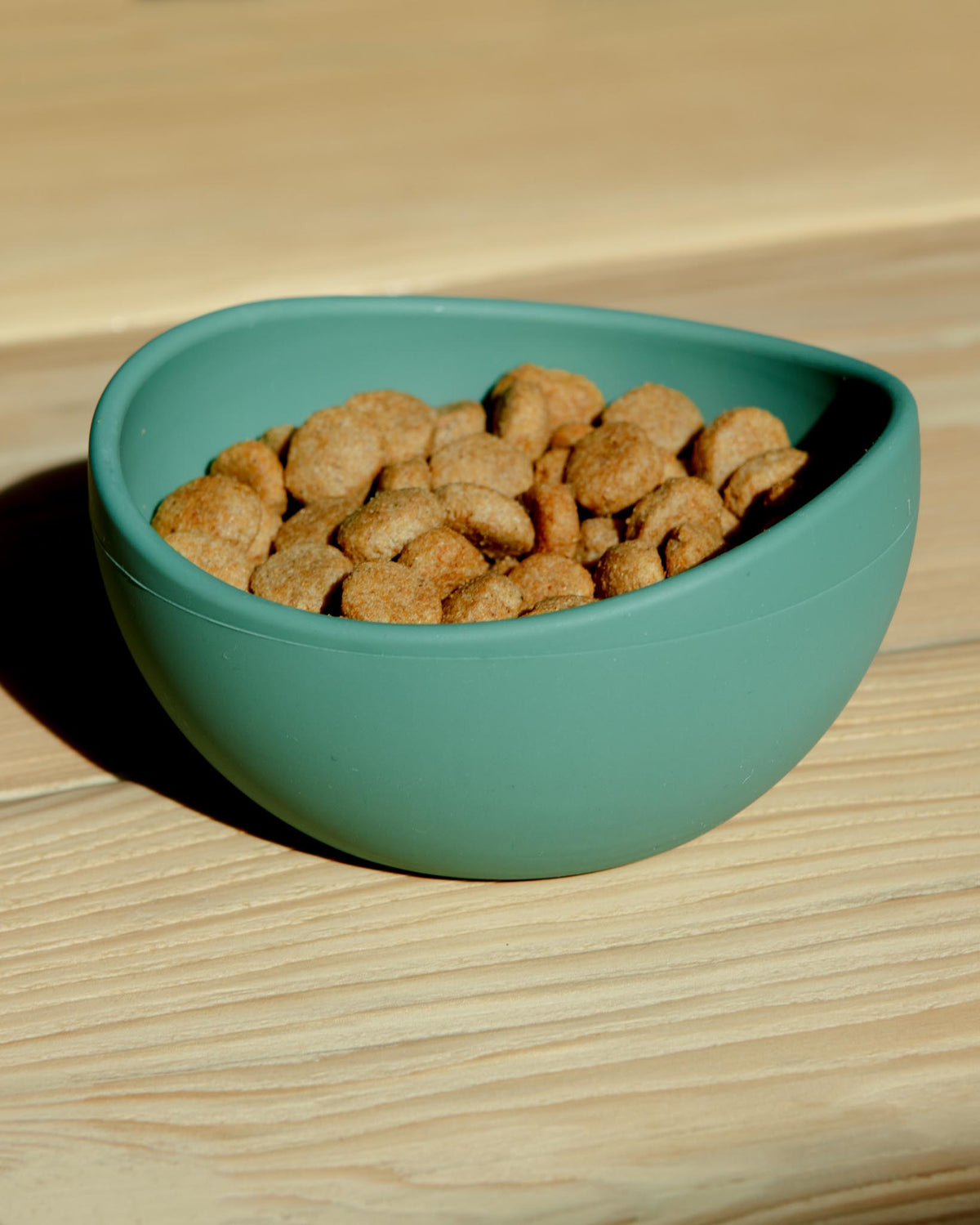 FUZZYARD | Silicone Dog Bowl | DOG & CO.